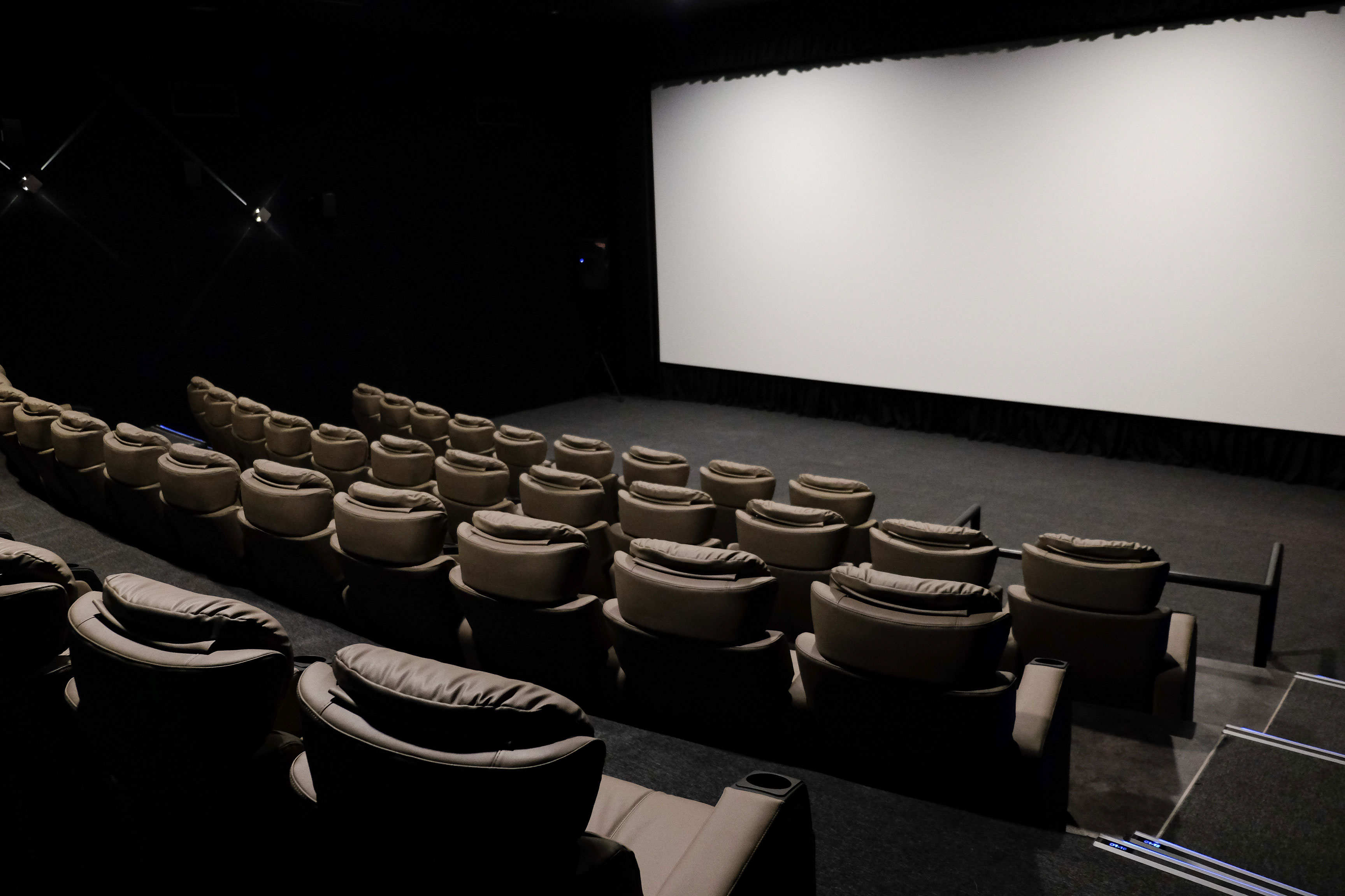 Event-Cinema-6 – PELIKULA MANIA