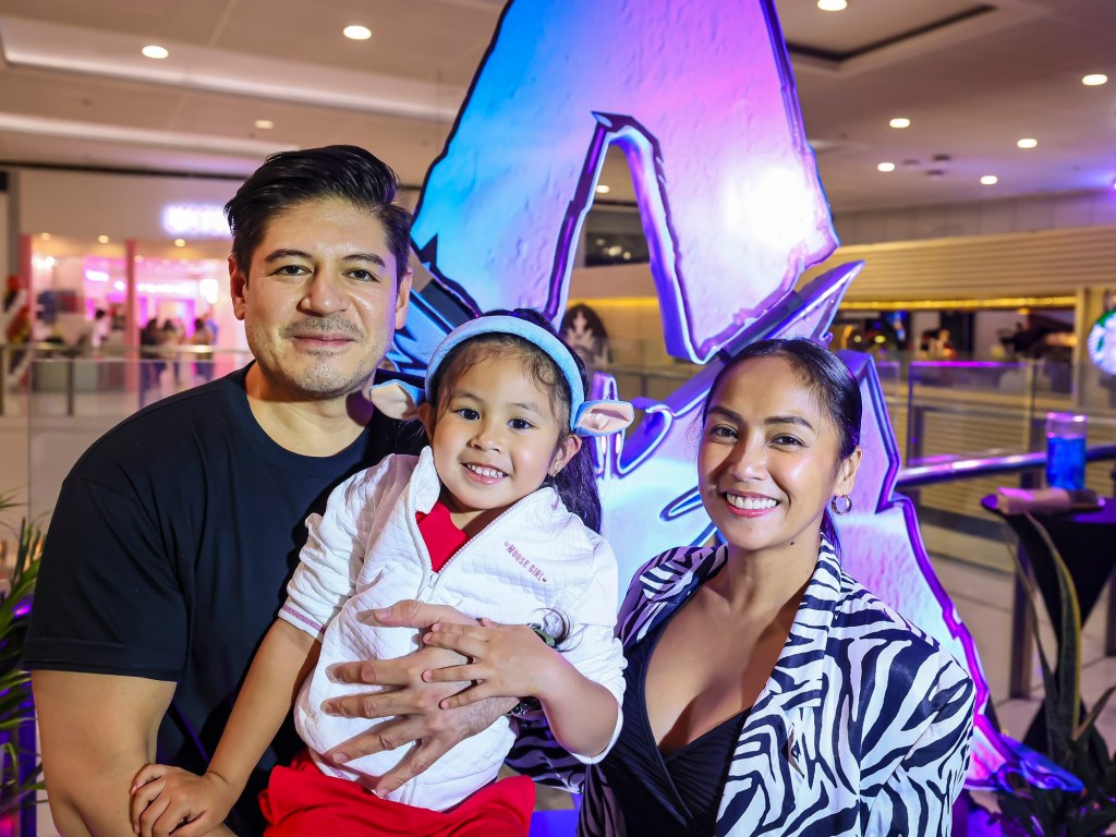 The Holiday Movie Event of the Year, ‘Avatar: The Way of Water’ now in ...